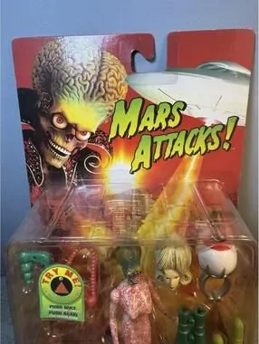 Trendmasters | Toys | 996 Mars Attacks Martian Spy Girl Freeze Ray ...